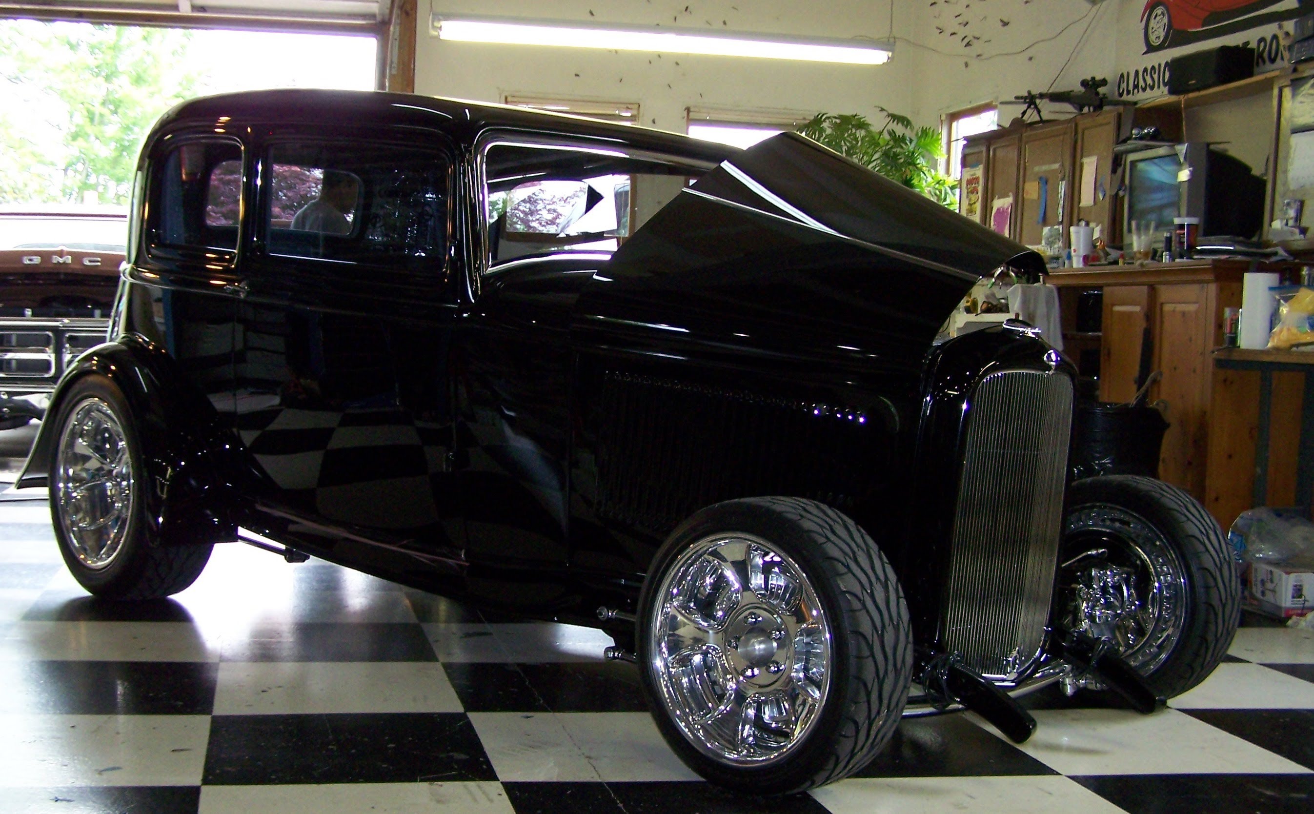 ScottieDTV - Coolest Cars On The Web 32 Ford Vicky Bobby Alloway Custom